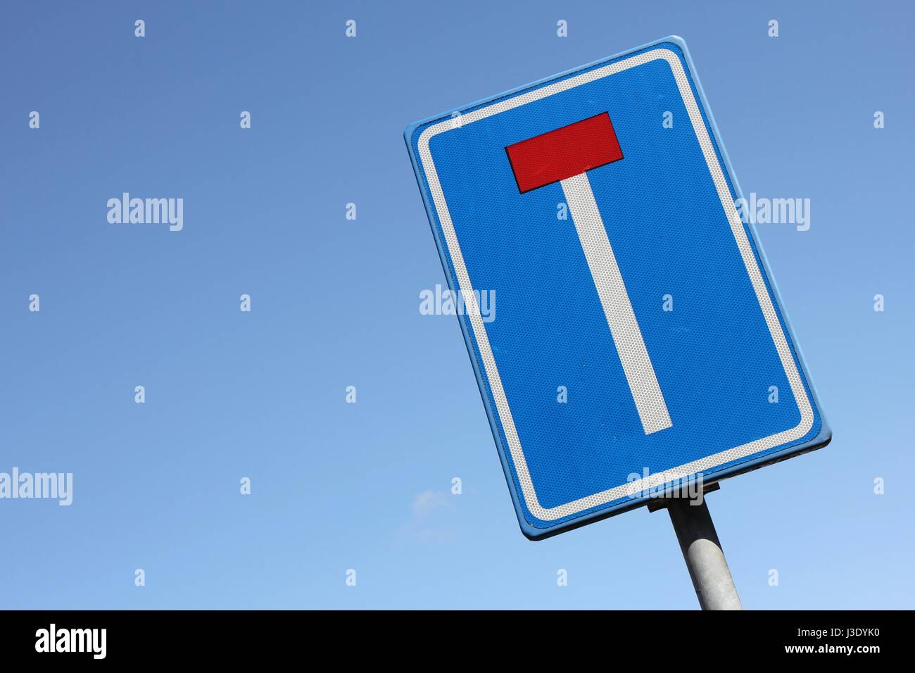 Dutch road sign: no through road Stock Photo - Alamy