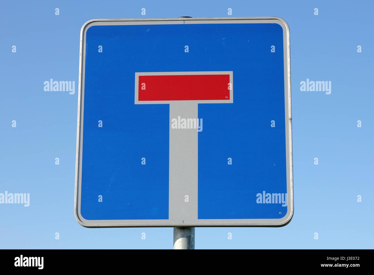 German road sign: no through road Stock Photo - Alamy