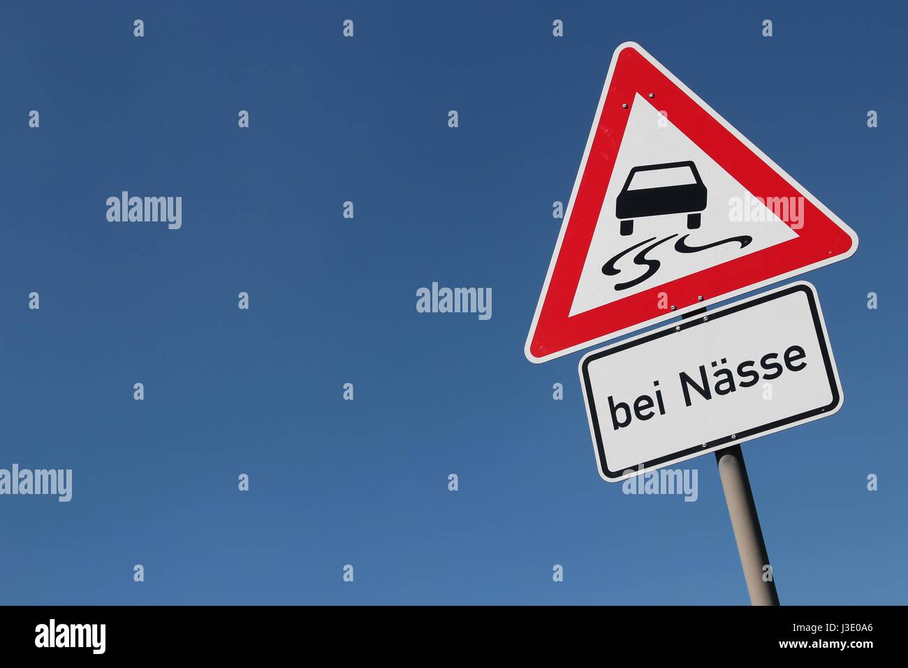 Slippery when wet hi-res stock photography and images - Alamy