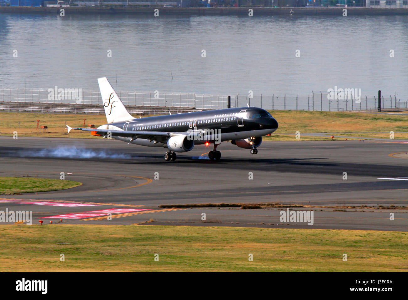 StarFlyer Airbus A 320 Landing at Haneda Airport Tokyo Japan Stock ...