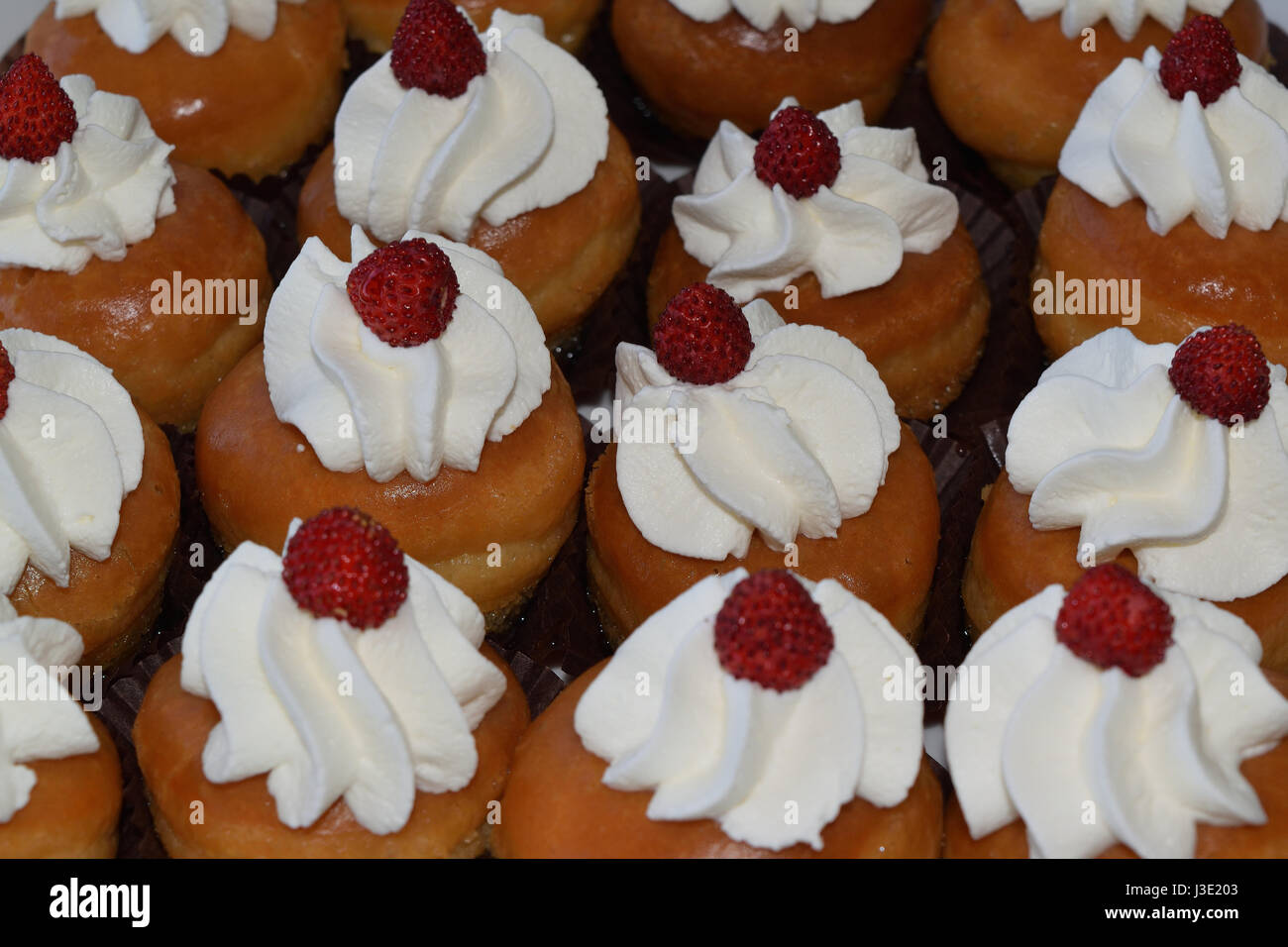 Tray with various types of Sicilian desserts Stock Photo - Alamy