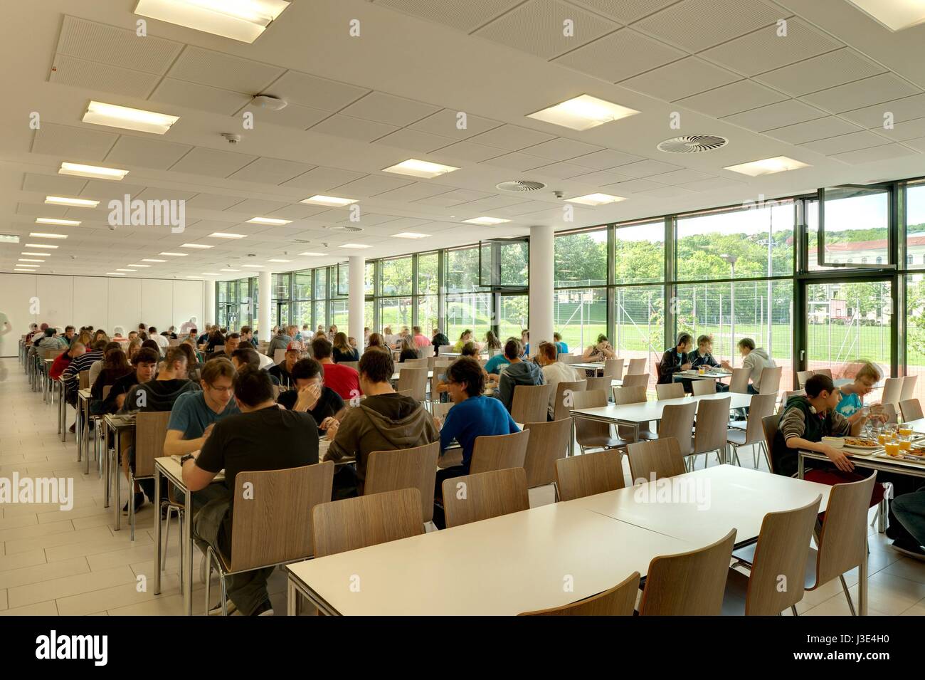 Schule kantine hi-res stock photography and images - Alamy