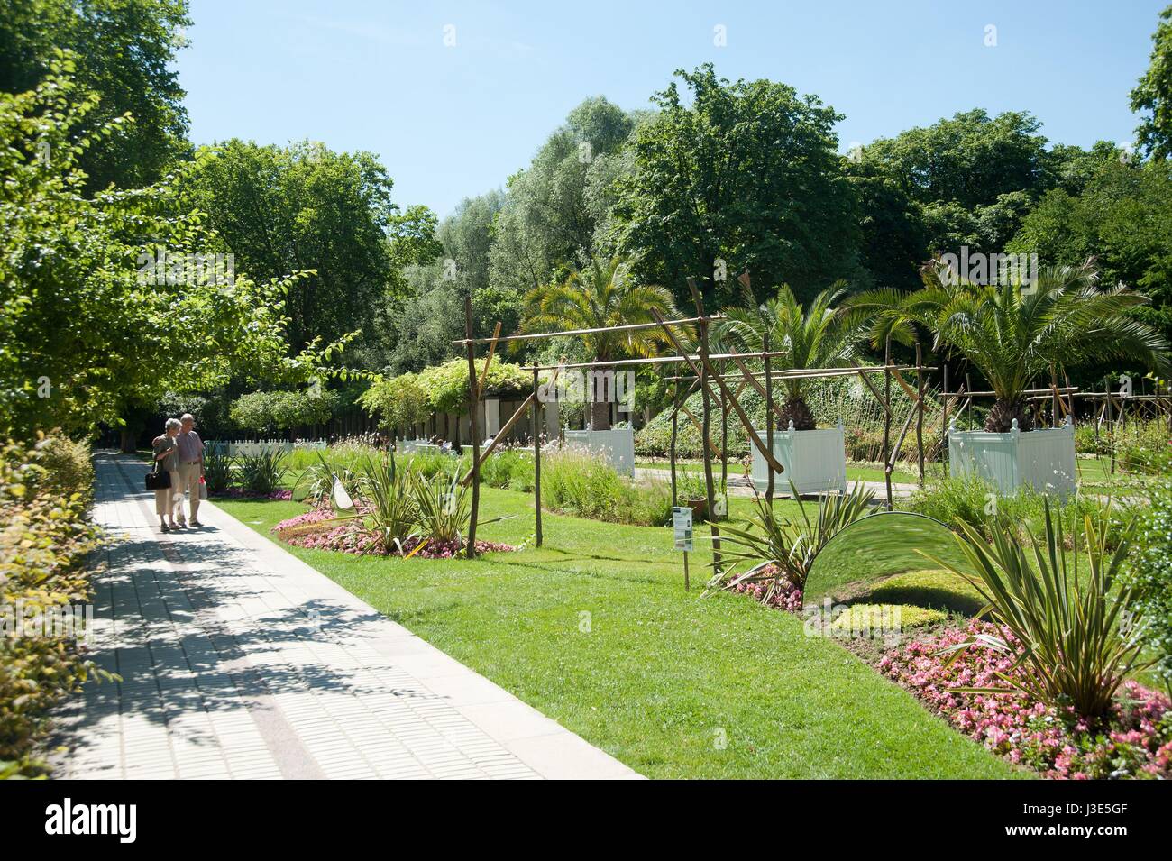 Paris, Parc de Bercy, 128 Quai de Bercy, 75012 Paris, Jardins de la ...