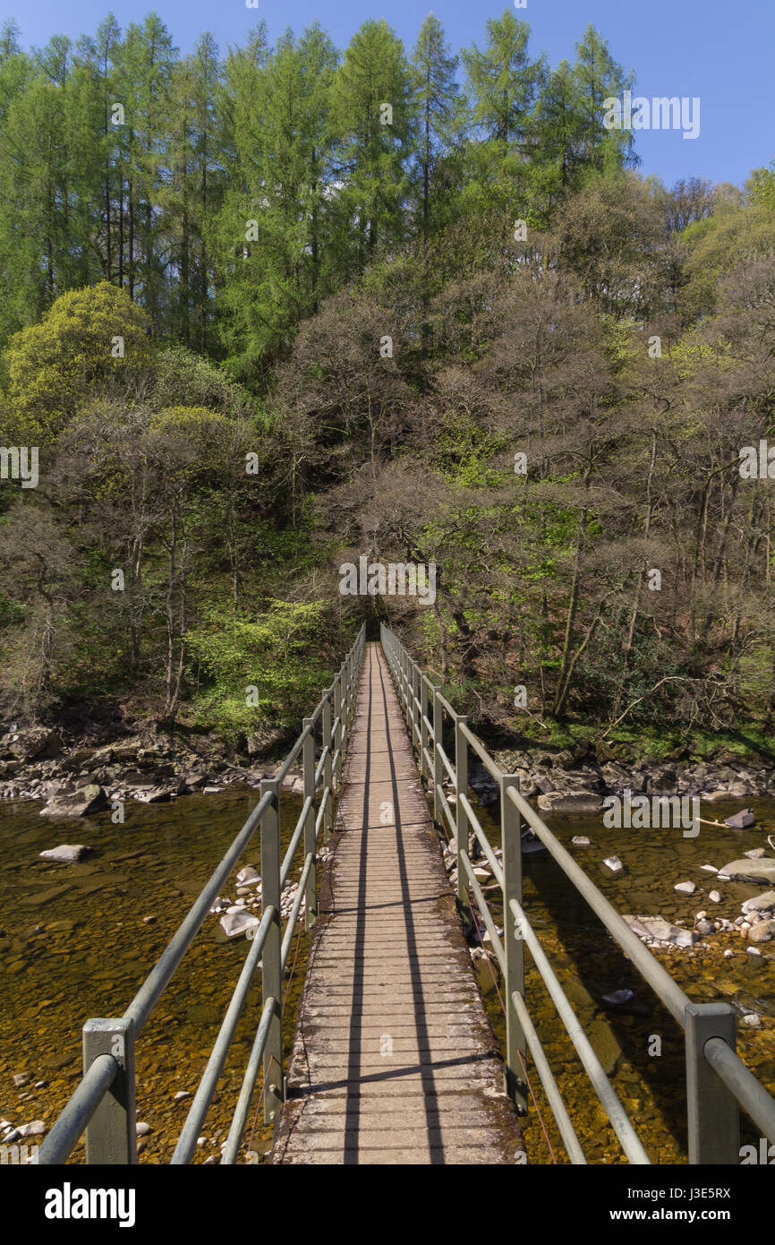 Footbridge over the River South Tyne, Lambley Northumberland, UK Stock ...