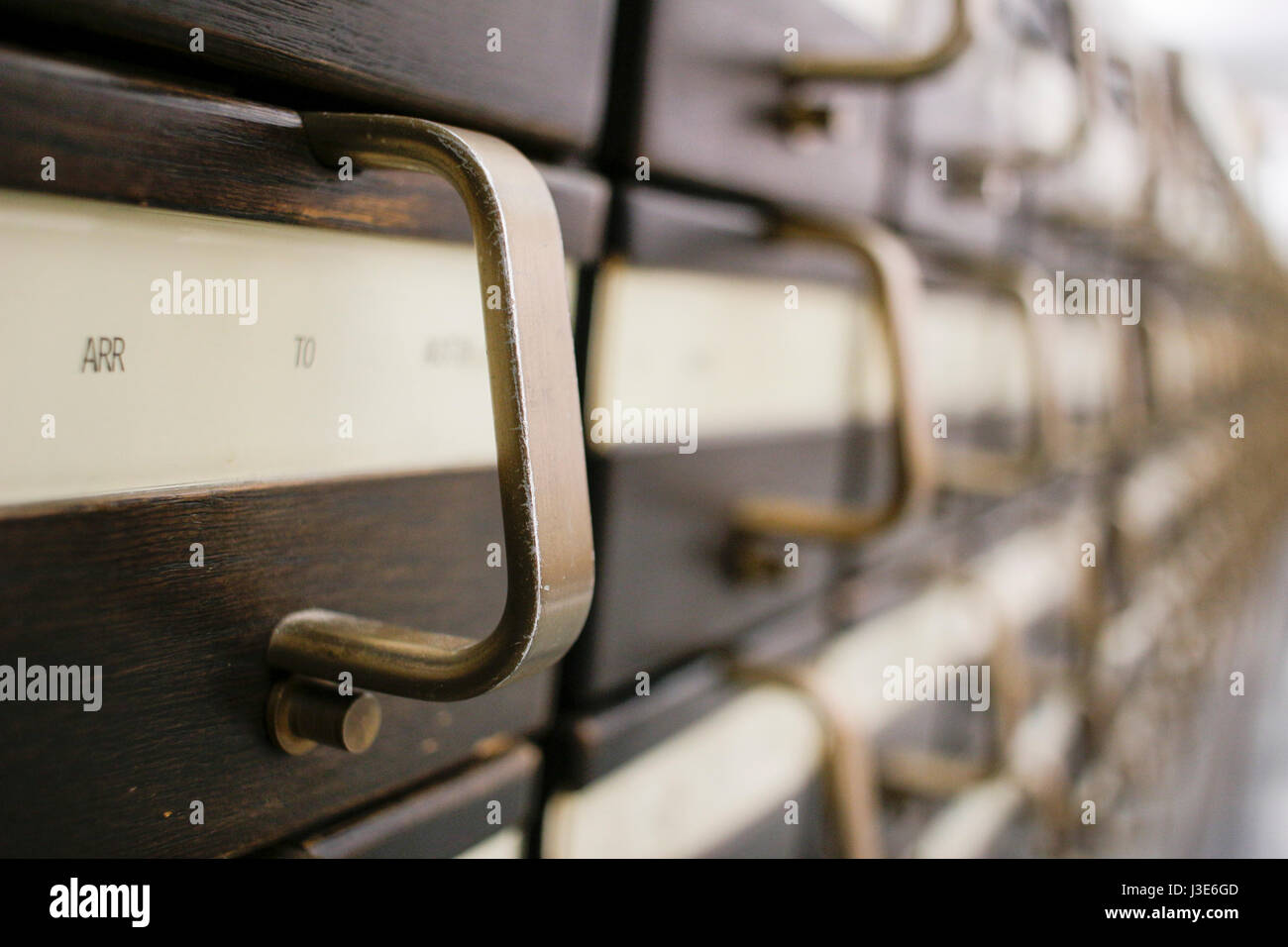 Library card catalog Stock Photo - Alamy