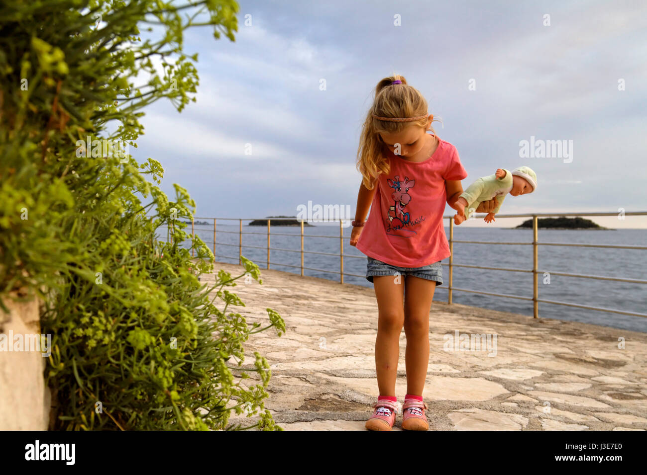 Portrait of a girl at sunset Stock Photo - Alamy