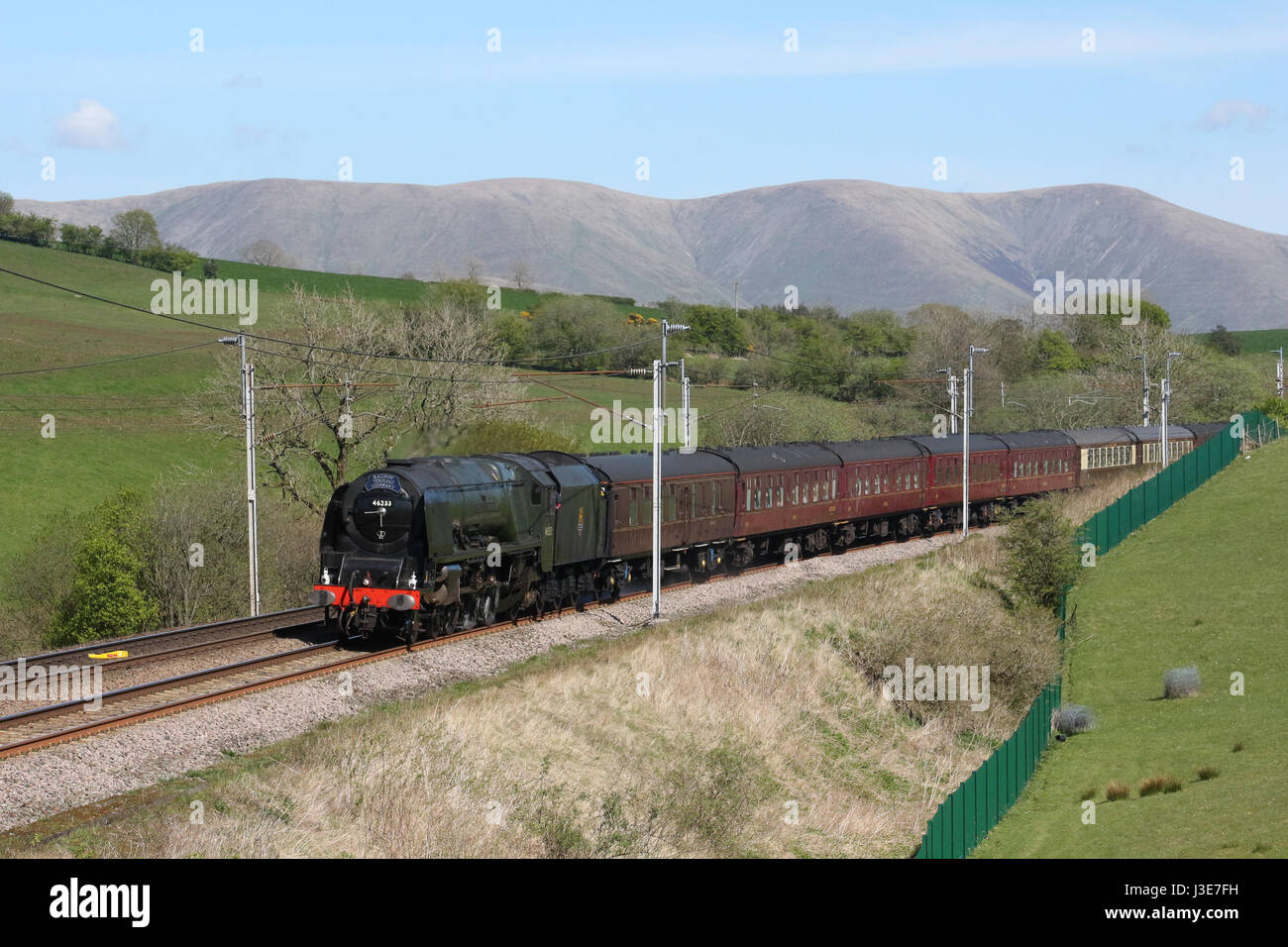 46233 Duchess of Sutherland steam locomotive with Great Britain rail ...