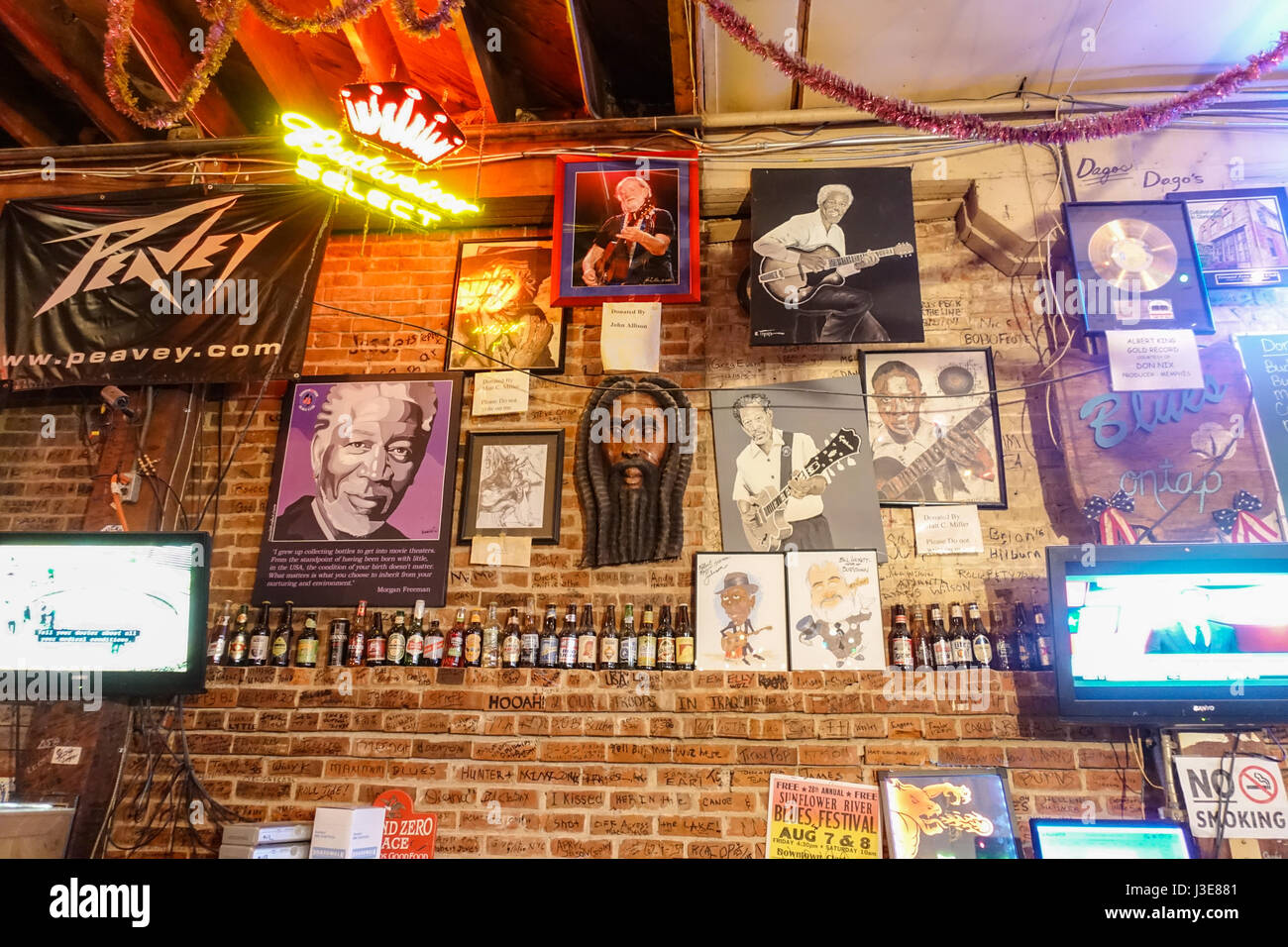 Interior of Morgan Freeman's Ground Zero Blues Club in Clarksdale ...