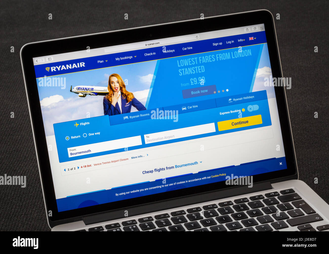 Website booking page hi-res stock photography and images - Alamy