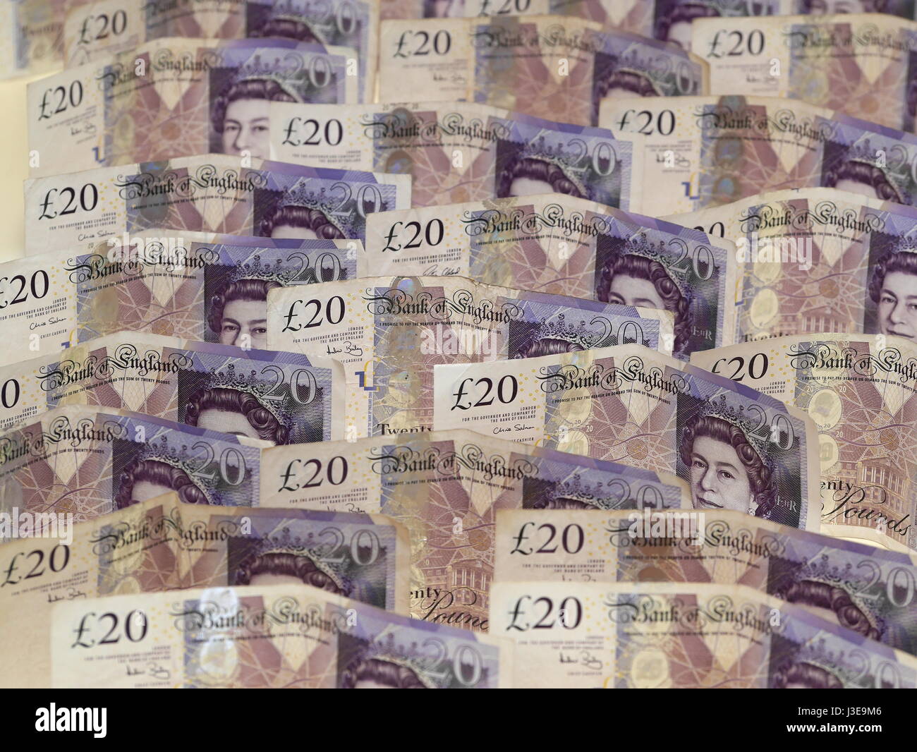 lots of Twenty pound notes Stock Photo - Alamy