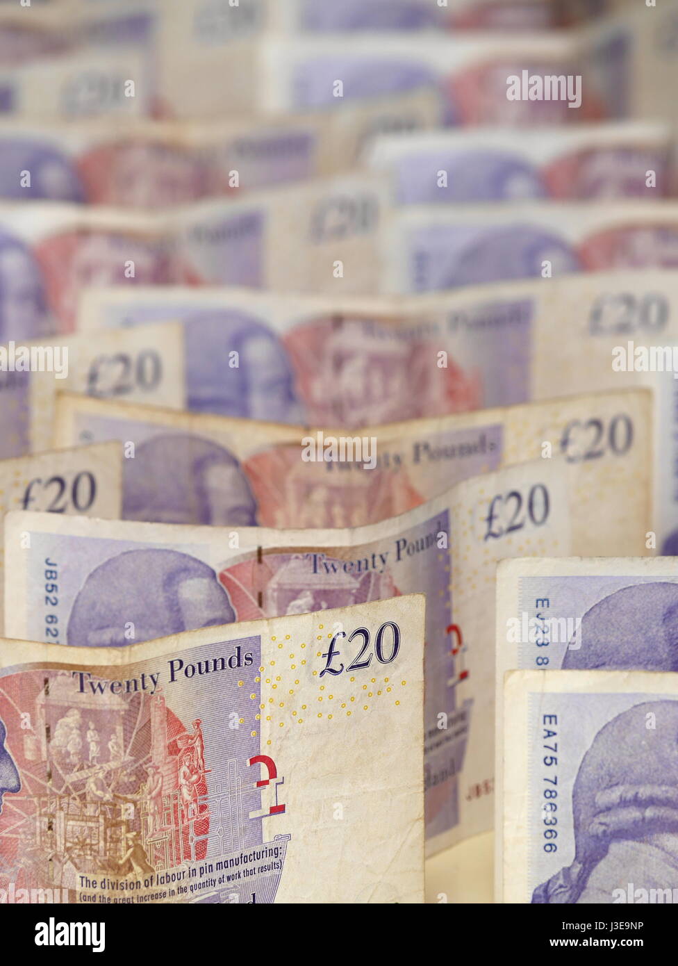 lots of Twenty pound notes Stock Photo - Alamy