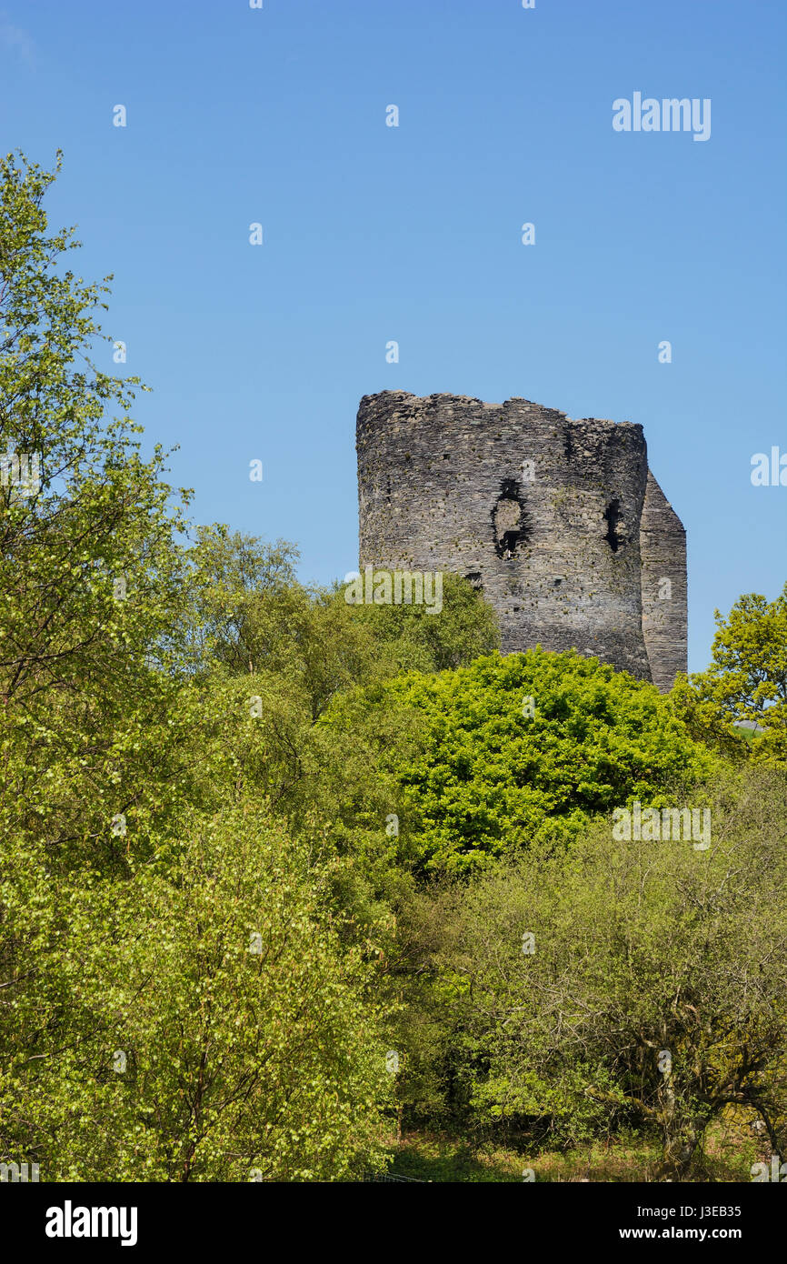 Dolbadarn Castle at the foot of the Llanberis Pass and in the village ...