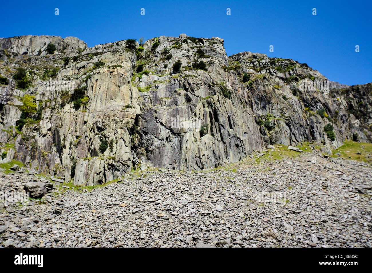 Clogwyn y Grochan; Cliff of the Cauldron, previously known as Clogwyn y ...