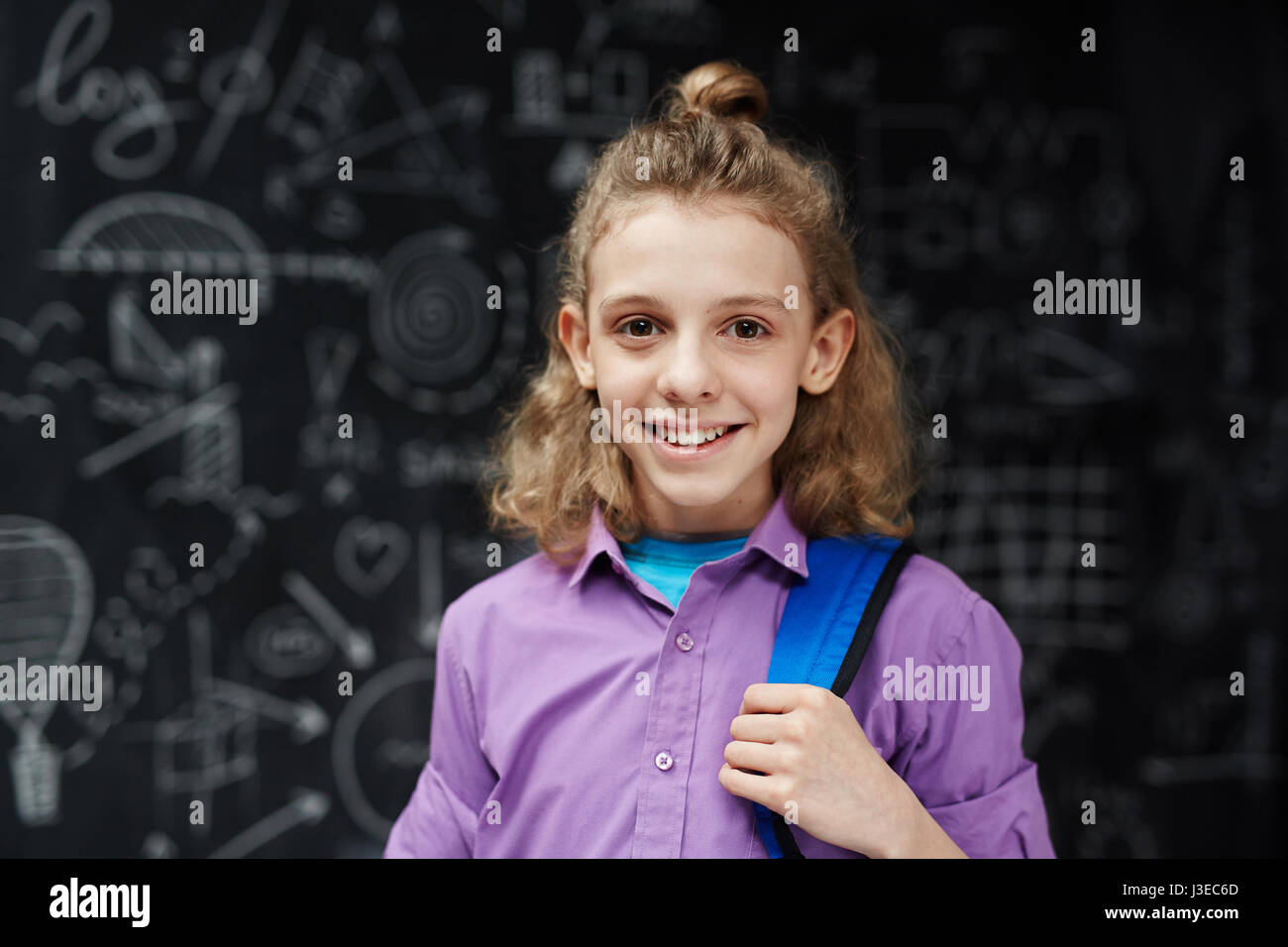 Pupil learner hi-res stock photography and images - Alamy