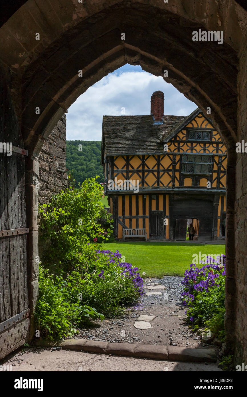 Stokesay castle hall shropshire hi-res stock photography and images - Alamy