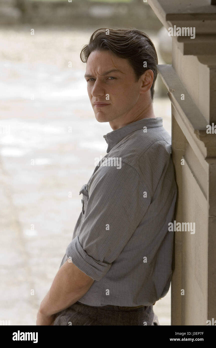 James mcavoy atonement hi-res stock photography and images - Alamy