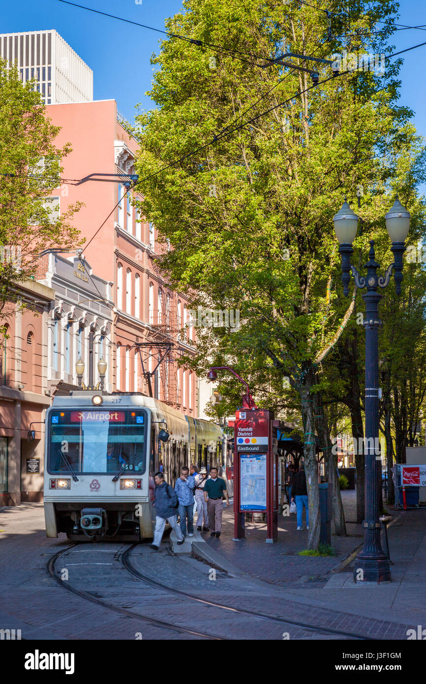 TriMet MAX Light Rail train at stop in downtown Portland, Oregon, USA ...