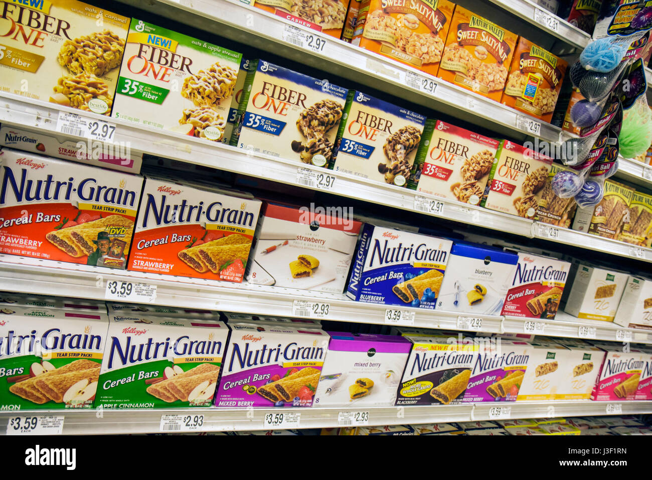 Publix grocery store cereal hi-res stock photography and images - Alamy