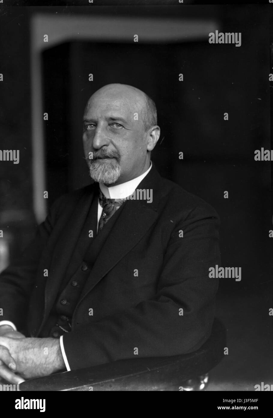 Ferdinand Schmutzer Karl Seitz, 1925 Stock Photo - Alamy