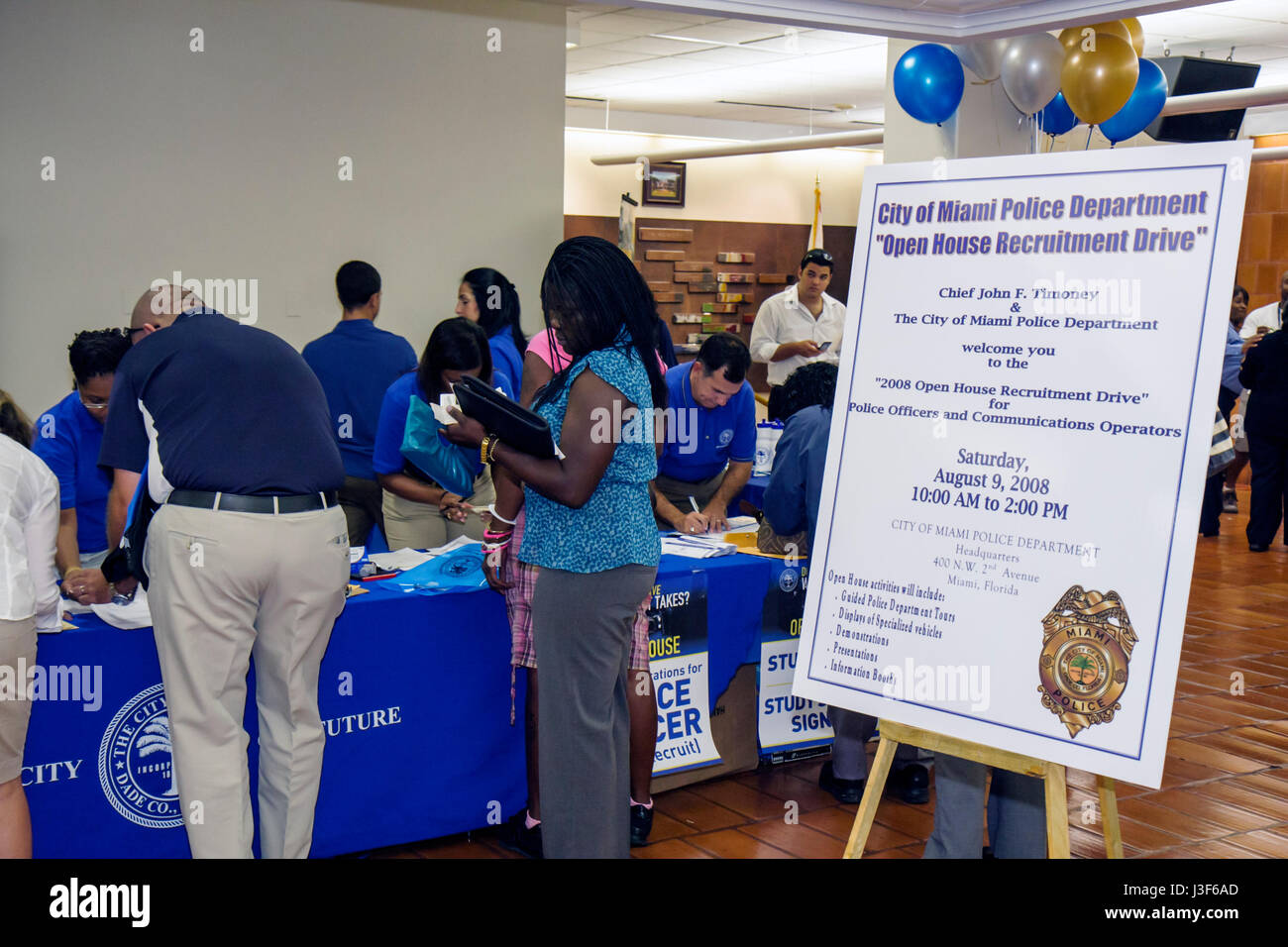 Miami Police Line Stock Photos & Miami Police Line Stock Images - Alamy