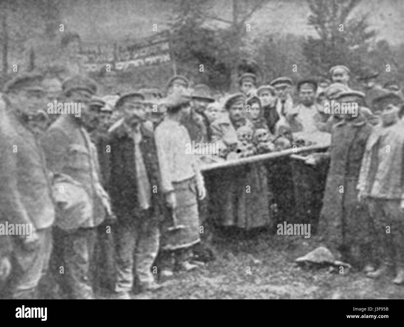 Pogrom drawing hi-res stock photography and images - Alamy
