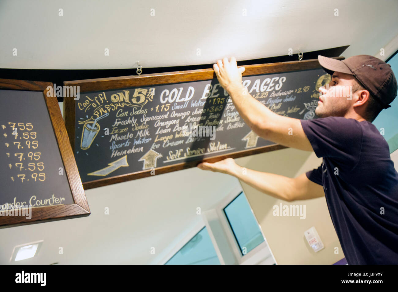 Miami Beach Florida,Ocean Drive,Fresh on Fifth,deli,restaurant ...