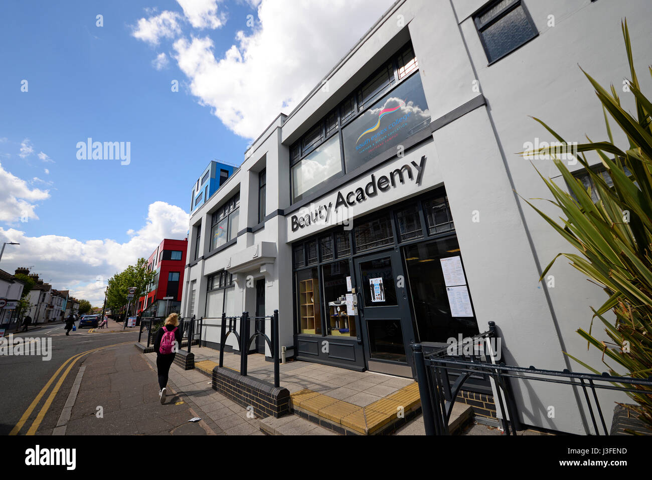 South essex college campus building hi-res stock photography and images ...