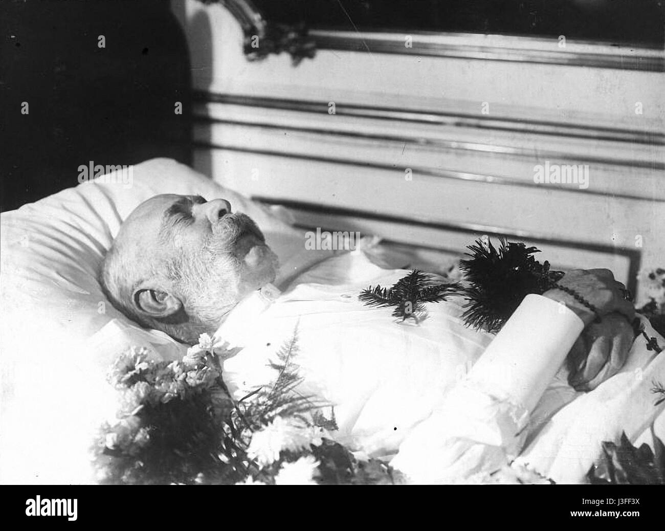 The Totenbett (deathbed) of Franz Joseph reflects a historical moment ...