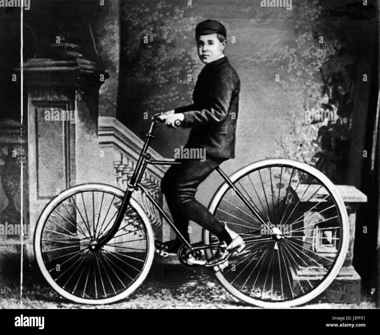 Map with bicycle Black and White Stock Photos & Images - Alamy