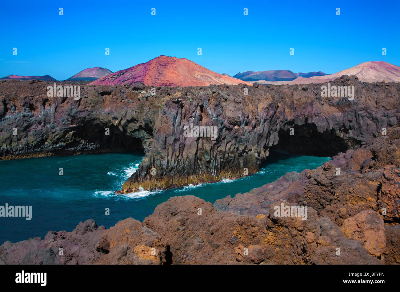 Lava cliffs hi-res stock photography and images - Alamy