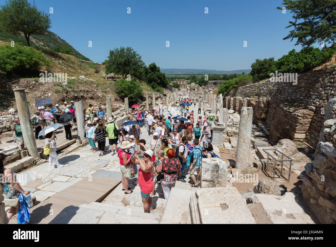 Ephesus turkey gate of hercules hi-res stock photography and images - Alamy