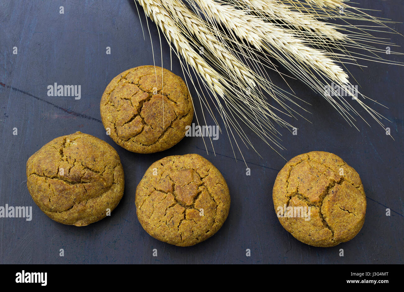 Whole grain cake hi-res stock photography and images - Alamy