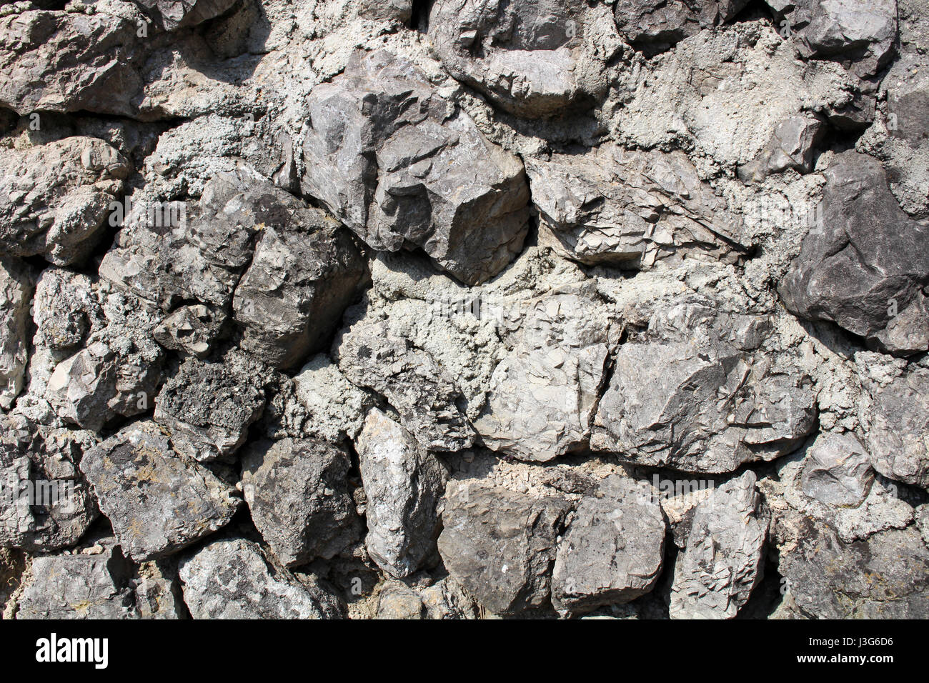 Wall of stones Stock Photo - Alamy