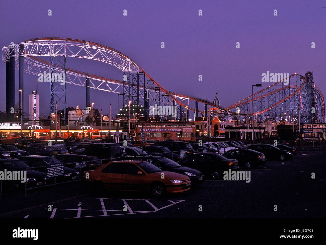 The roller-coaster ride at Blackpool Pleasure Beach at night Stock ...