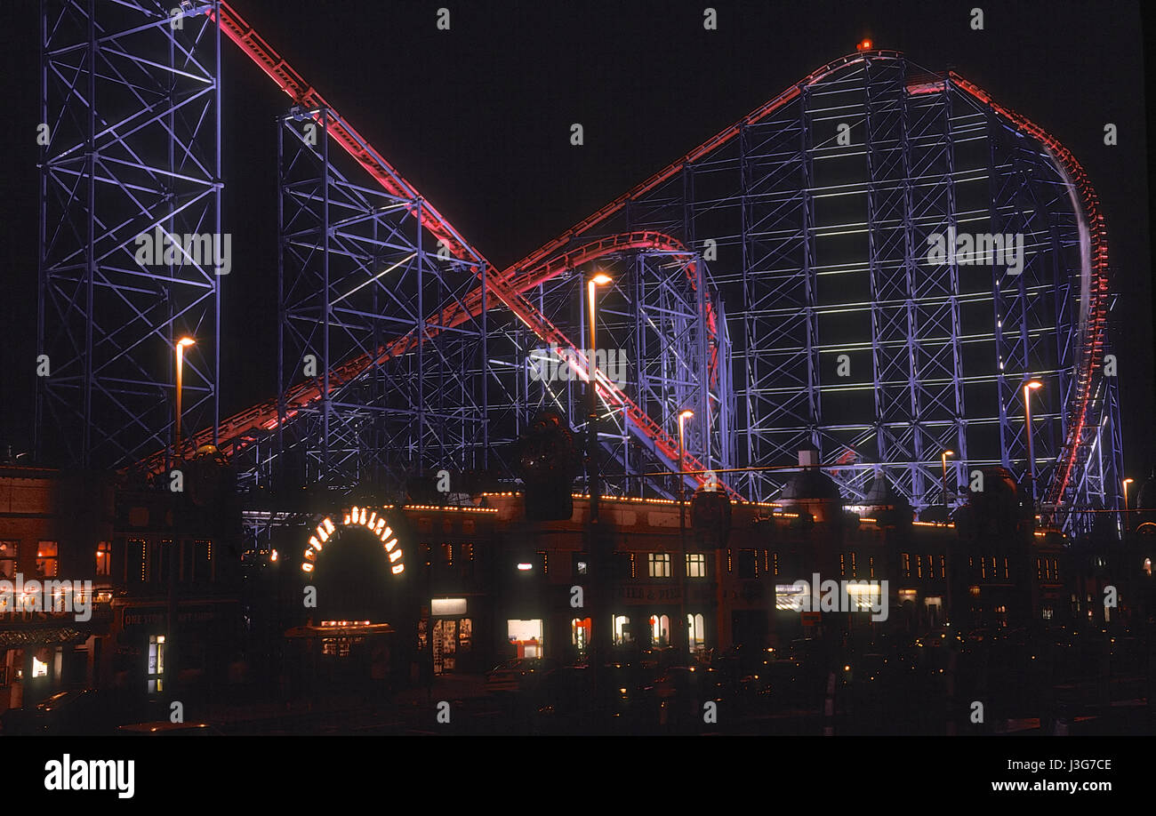 The roller-coaster ride at Blackpool Pleasure Beach at night Stock ...