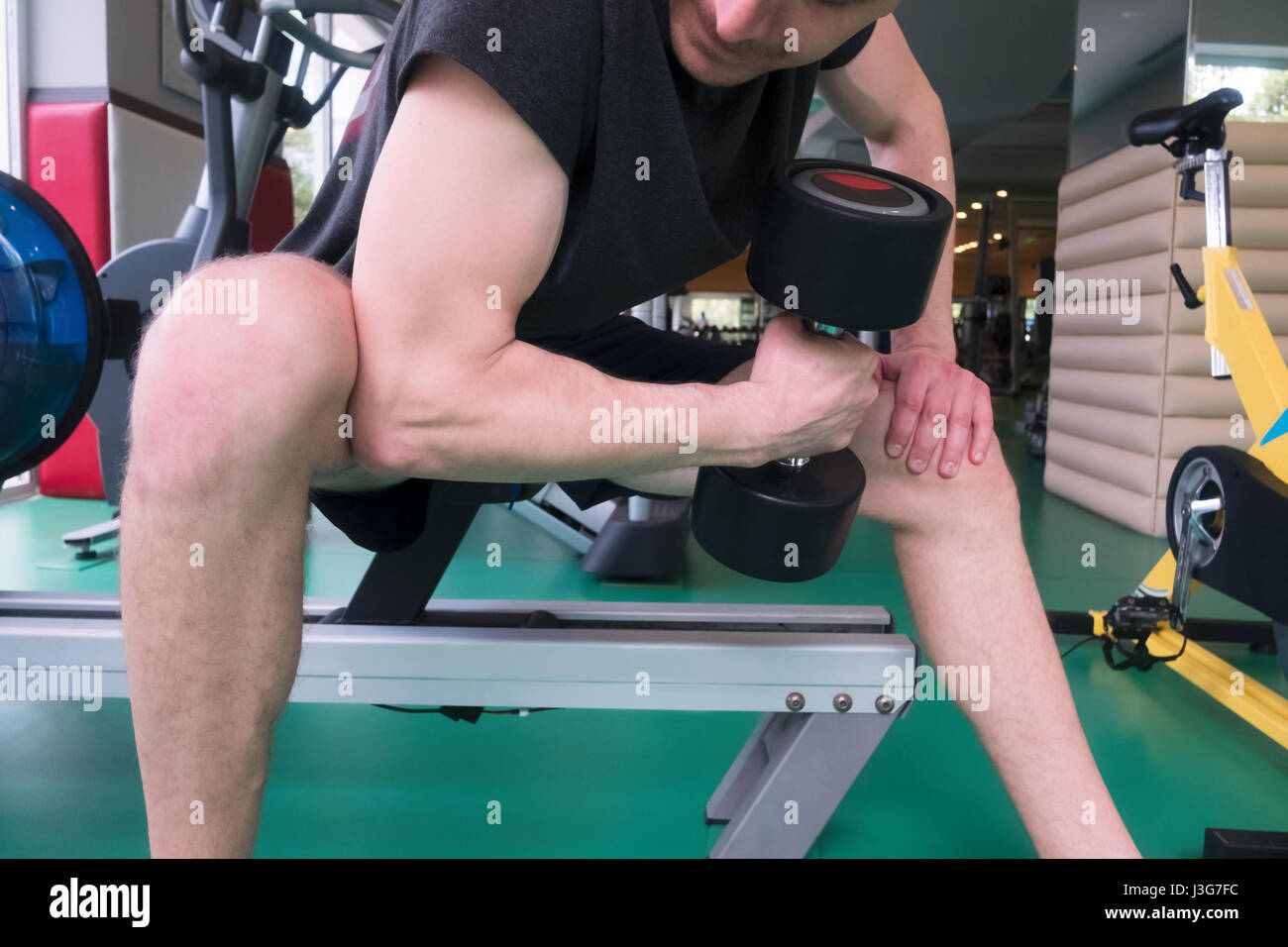 Biceps workout hi-res stock photography and images - Alamy