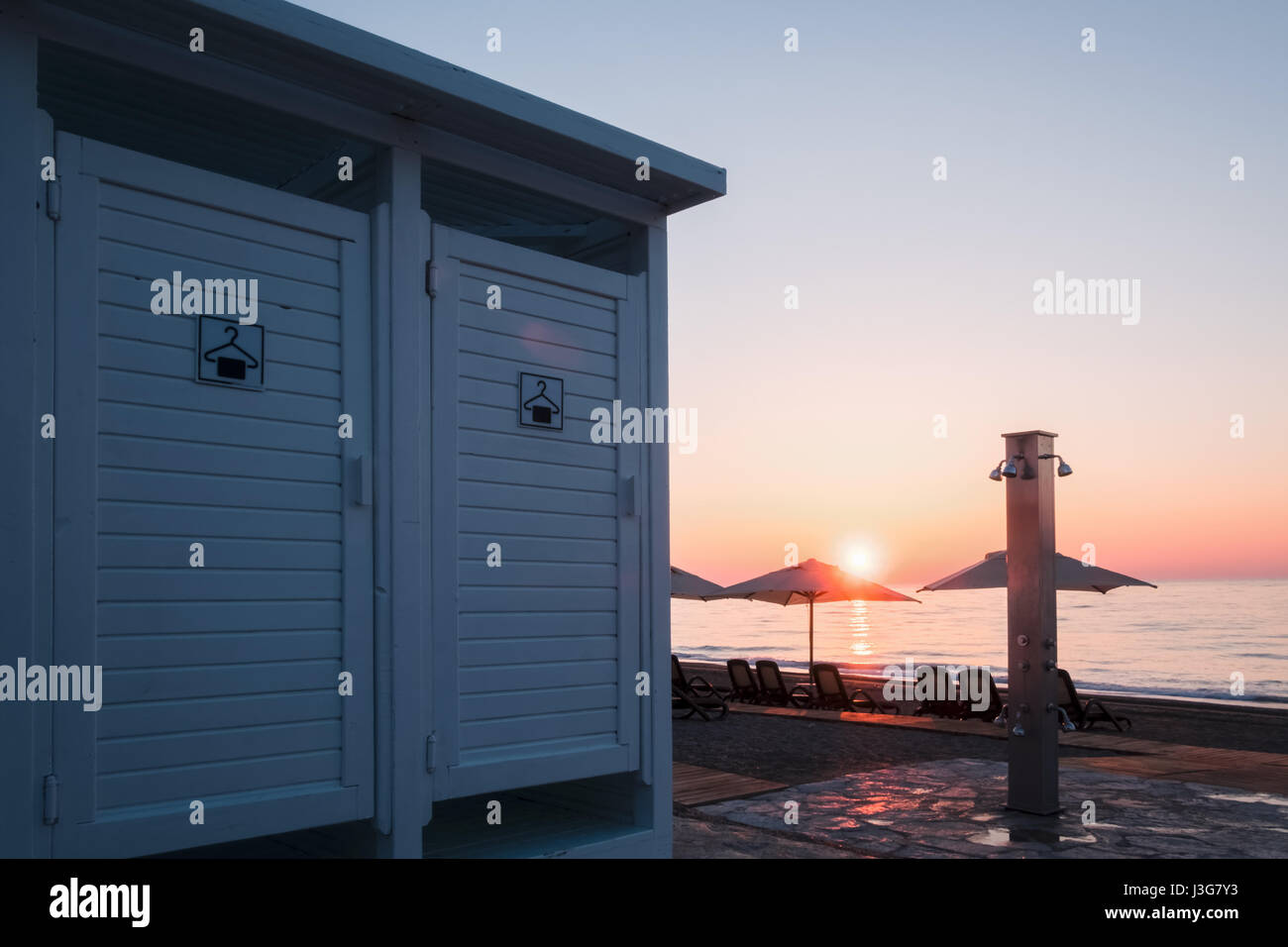 Changing at the beach hi-res stock photography and images - Alamy
