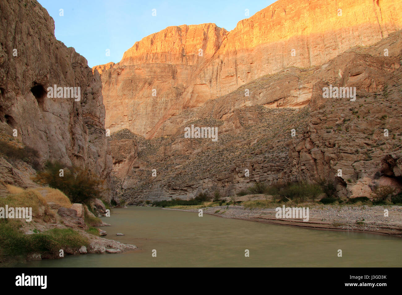 Border between texas and mexico hi-res stock photography and images - Alamy