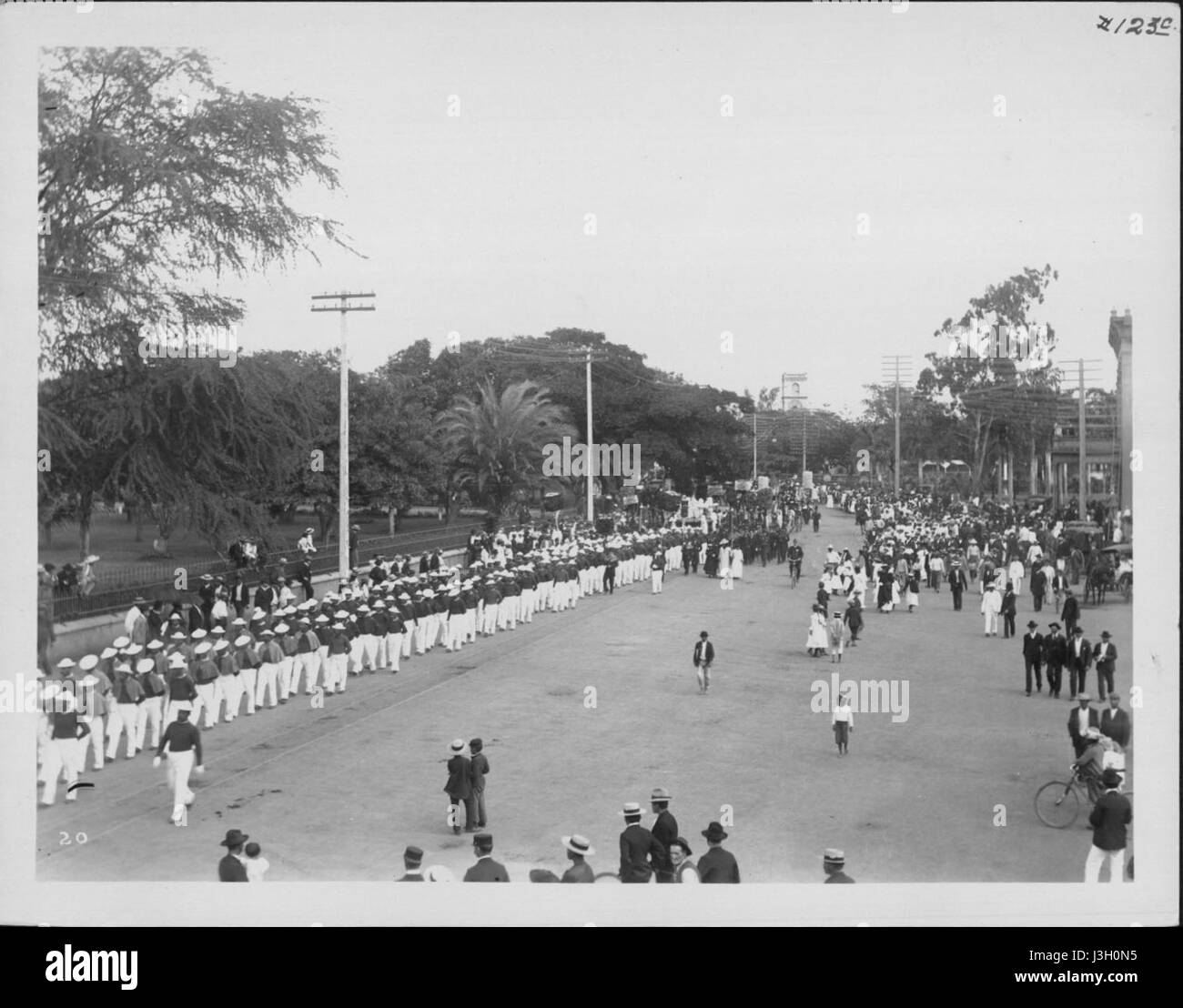 The funeral of Princess Kaiulani, the last heir to the throne of the ...