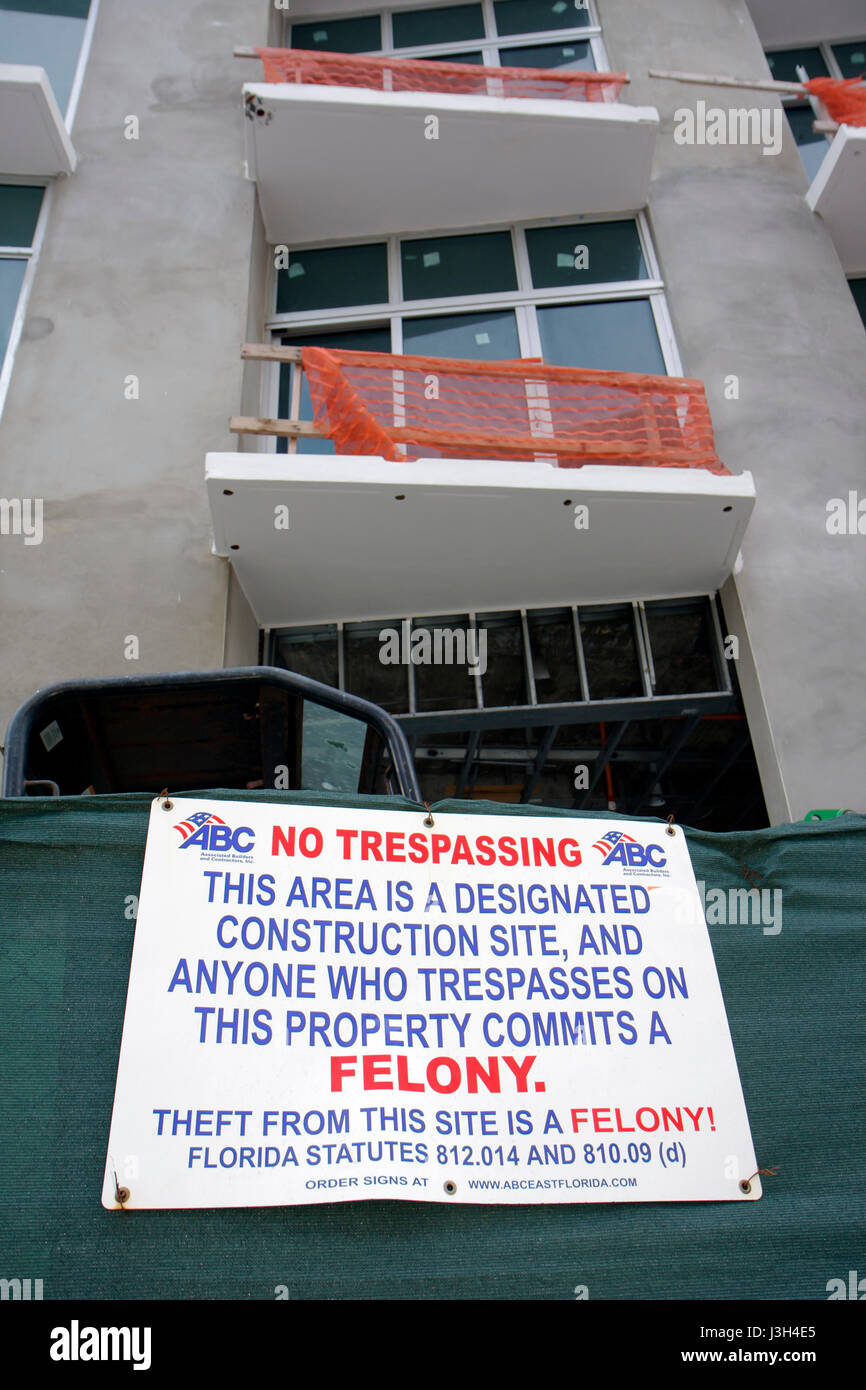 Florida warning sign construction site hi-res stock photography and ...