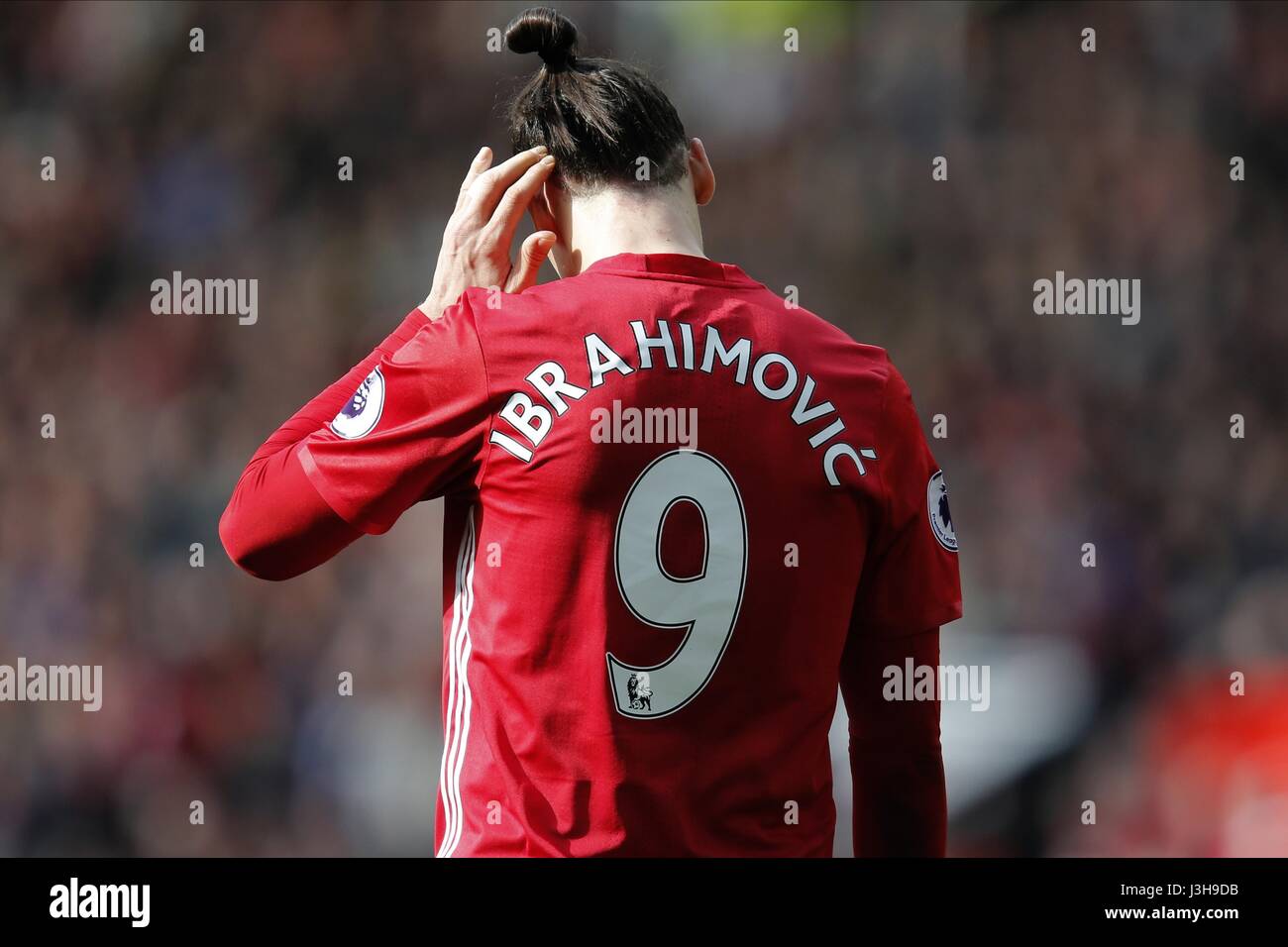 ZLATAN IBRAHIMOVIC WITH HEAD I MANCHESTER UNITED FC V A.F.C. OLD ...