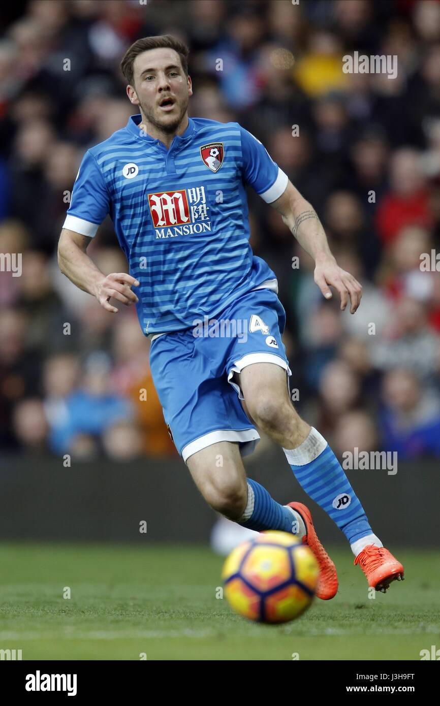 Dan gosling football hi-res stock photography and images - Alamy