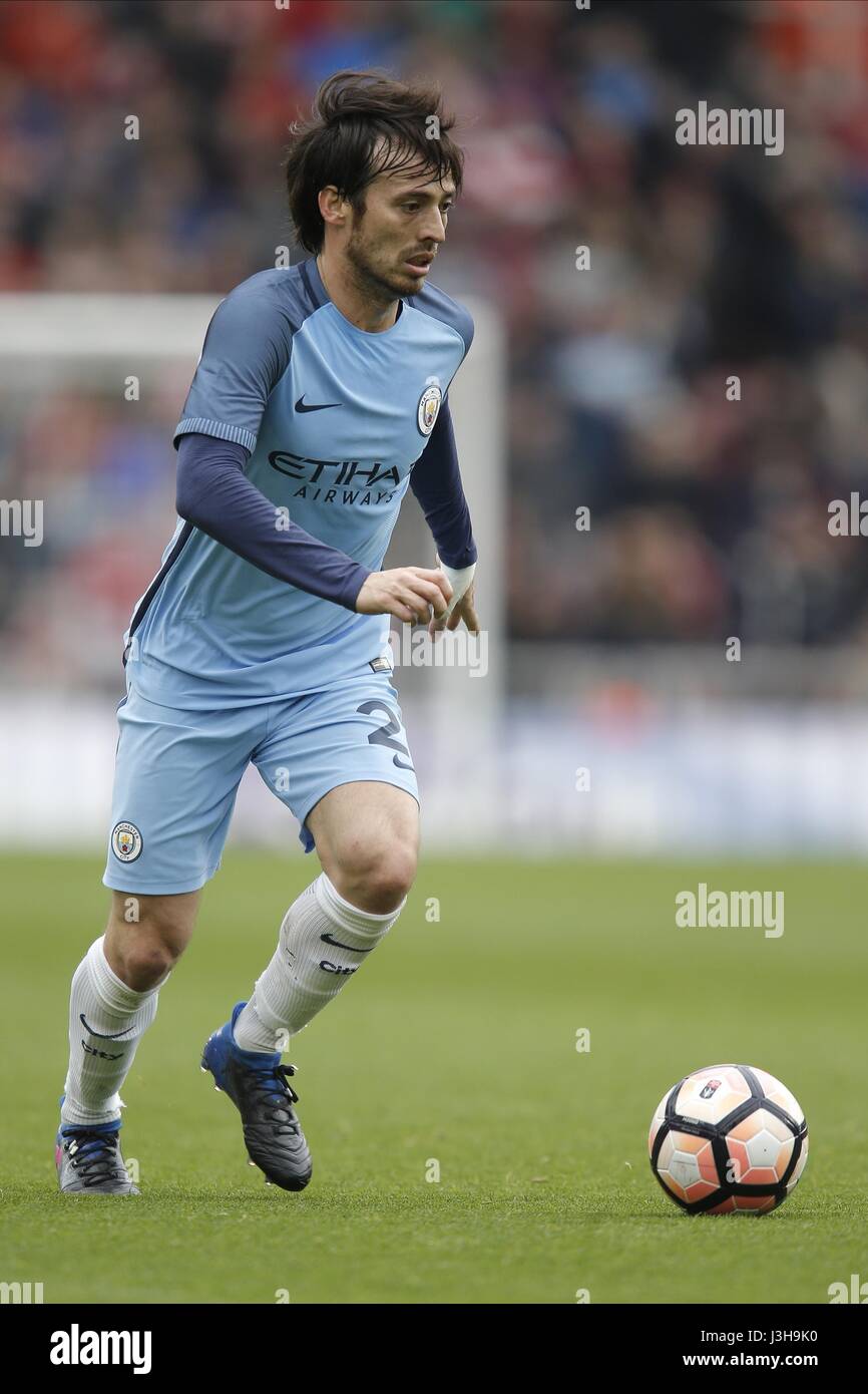 DAVID SILVA MANCHESTER CITY Stock Photo - Alamy