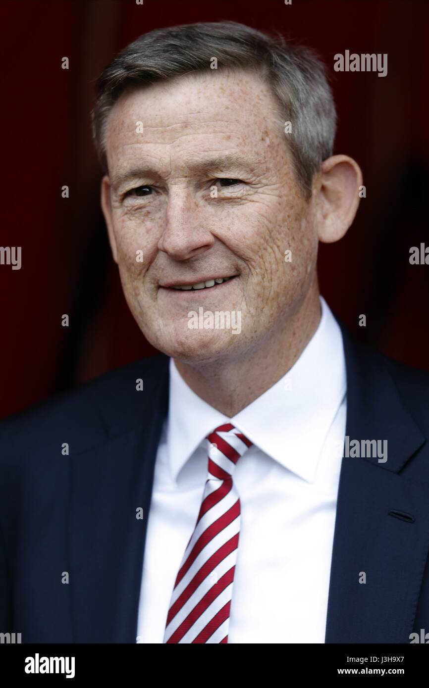 ELLIS SHORT SUNDERLAND FOOTBALL CLUB OWNER STADIUM OF LIGHT SUNDERLAND ...