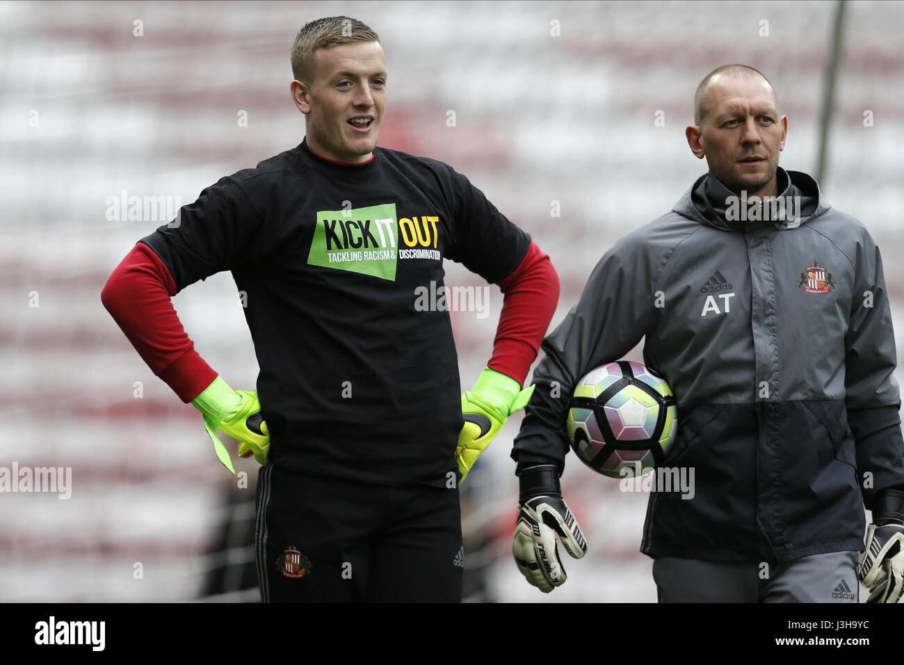 JORDAN PICKFORD ADRIAN TUCKER SUNDERLAND FC SUNDERLAND FC STADIUM OF ...