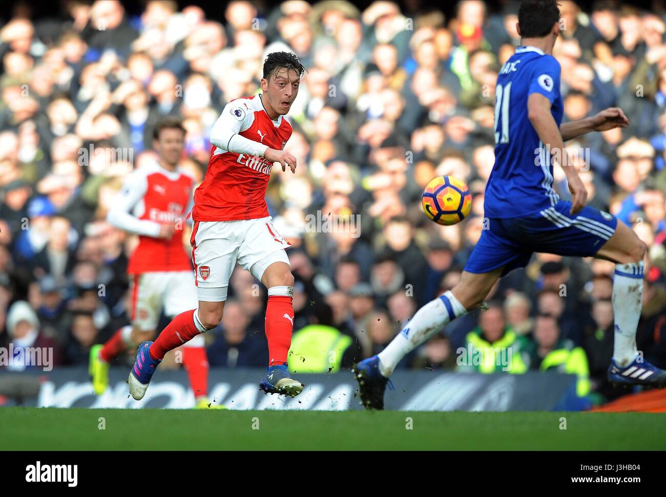MESUT OZIL OF ARSENAL CHELSEA V ARSENAL STAMFORD BRIDGE STADIUM LONDON ...