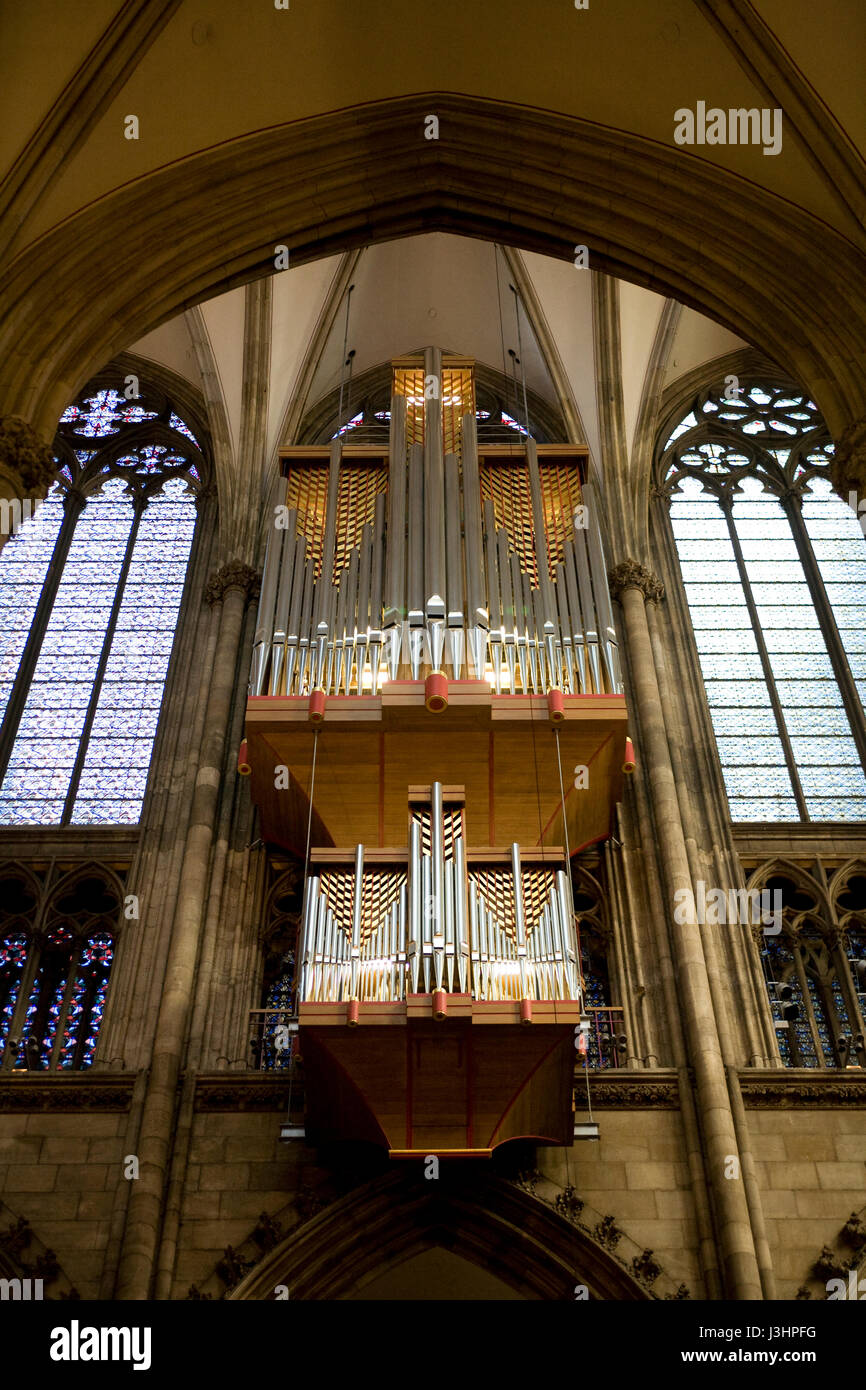 Kirchenorgel hi-res stock photography and images - Alamy