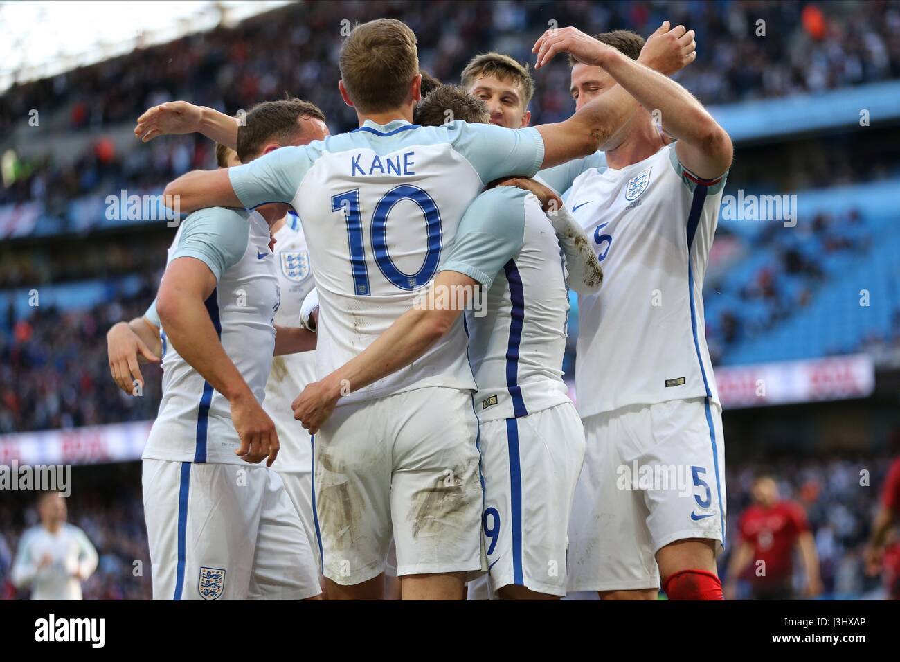 ENGLAND CELEBRATE JAMIE VARDY ENGLAND V TURKEY ETIHAD STADIUM ...