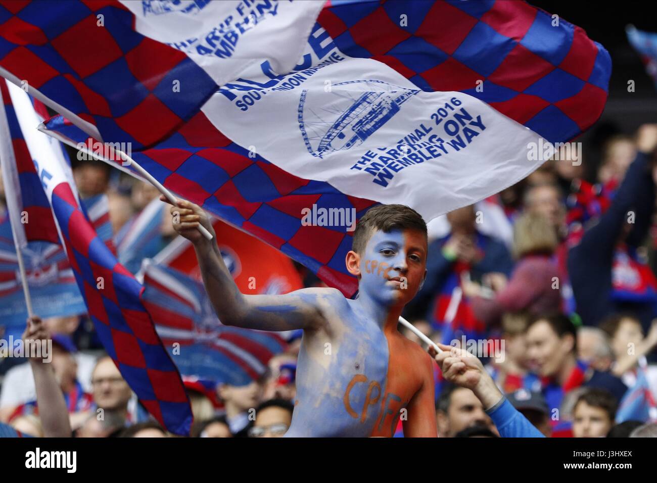 Crystal palace manchester united flag hi-res stock photography and ...