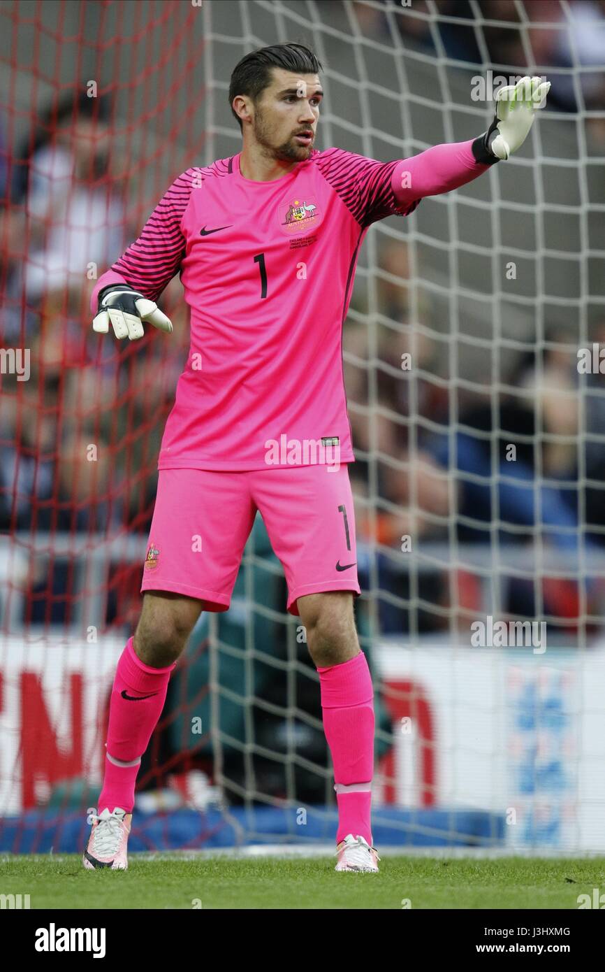 MATHEW RYAN AUSTRALIA AUSTRALIA STADIUM OF LIGHT SUNDERLAND ENGLAND 27 ...